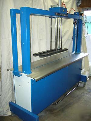 Eam-mosca romp-2 automatic strapping machine