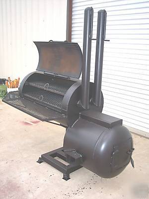 Custom bbq pit charcoal grill on 360 degree stand